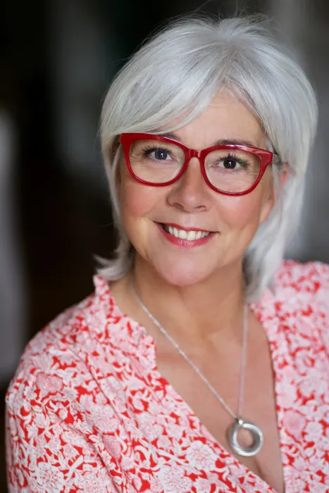 Andréa MANUGUERRA | Prendre RDV en ligne | Psychopraticienne à Paris